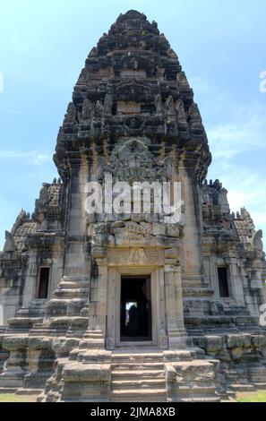 Parc historique de Phimai le temple khmer ruines section avant juste ...