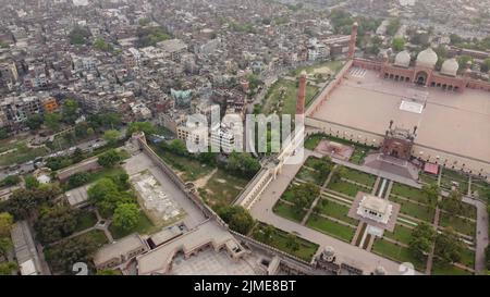 La Tour historique du Pakistan, le Minar e Pakistan, la Mosquée royale ...