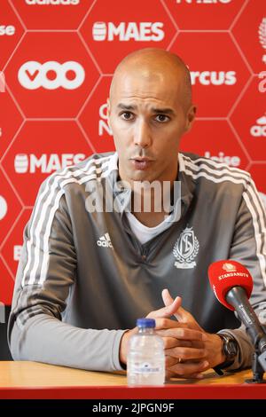 SL16 entraîneur-chef du FC Joseph Laumann photographié lors d'une ...