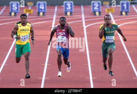 Yohan Blake, Trayvon Bromell, Akani Simbine en compétition pour les ...