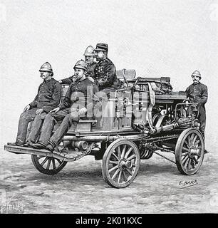 Moteur d'incendie automoteur à essence conçu par Cambier de Lille Photo ...