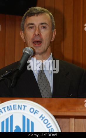 Cérémonie d'assermentation de Philip Mangano. Cérémonie de prestation ...