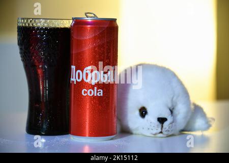 Photographie de genre. 'Dobry Cola' produit par la division russe de la ...