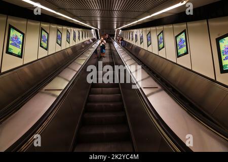U Bahn, U Bahnstation, Verkehr, Wien Metro, Wien Subway, Wien U Bahn ...
