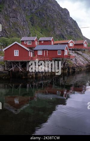 A I Lofoten, Sorvagen Norvège - 18 juillet 2022 : magnifique paysage d ...