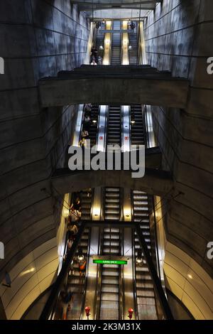U Bahn, U Bahnstation, Verkehr, Wien Metro, Wien Subway, Wien U Bahn ...