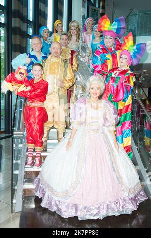 Kristopher Bosch, Richard Aucott, Lewis Devine, Jamie Leahey et Chuck ...