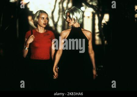 ÉTATS-UNIS. Naomi Watts et Laura Harring dans une scène du film (C ...