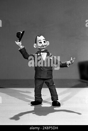 Oslo octobre 1964 Ivo Caprino est l'homme derrière le "Televimsen ...