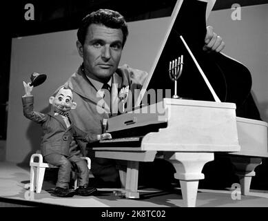 Oslo octobre 1964 Ivo Caprino est l'homme derrière le "Televimsen ...