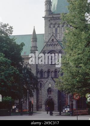 FACHADA LATERAL DE LA CATEDRAL DE ESTRASBURGO - PORTADA DE L'HORLOGE ...