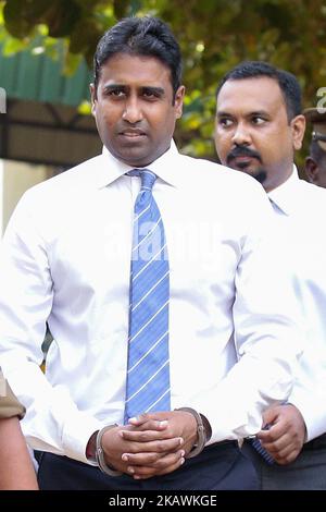 Arjun Aloysius, le courtier Sri Lankan Bond ( habillé d'une chemise ...