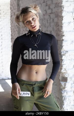 La chanteuse Dora Postigo Bose pose lors de la présentation du concert ...