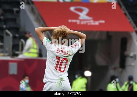 (10) MEJBRI Hannibal de Tunisie combat pour possession avec (9) AL ...