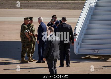 Le colonel Thomas M. Siverts, commandant de l'unité expéditionnaire de ...