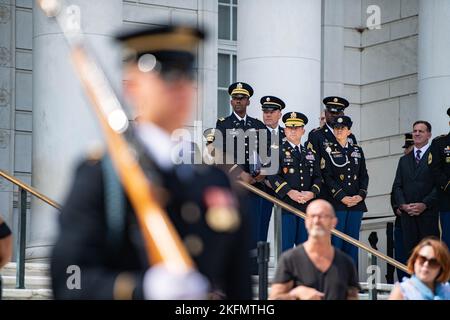 Colonel de l'armée des États-Unis Shannon-Mikal Lucas, général adjoint ...