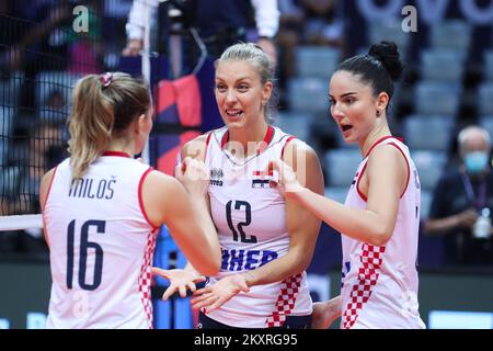 ZADAR, CROATIE - AOÛT 24: Klara Peric et Beta Dumancic de Croatie ...