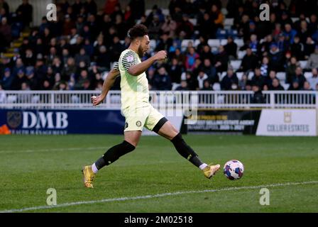Kyle Wootton, du comté de Stockport, marque son deuxième but lors du ...