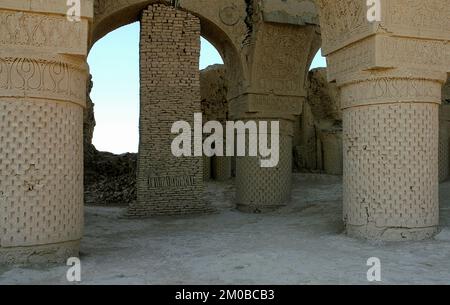 La mosquée Haji Piyada (Noh Gumbad) juste à l'extérieur de Balkh est le plus ancien bâtiment ...