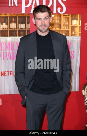 Victor Meutelet (Emily à Paris) assistez à la première du film « Deep ...