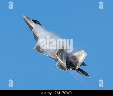 ÉTATS-UNIS Le capitaine de la Force aérienne Samuel “Razz” Larson ...