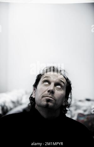 20120126 - VIRTON, BELGIQUE : ancien gardien de but international ...