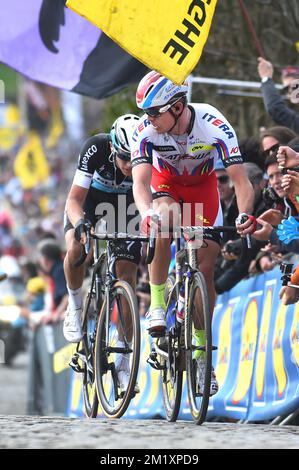 20150405 - OUDENARDE, BELGIQUE: Niki Terpstra néerlandais de l'équipe ...