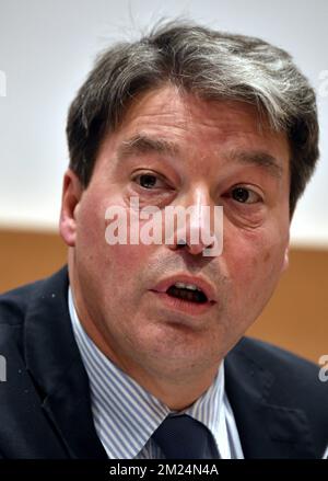 Michel Vandewalle photographié lors de l'installation de la commission ...