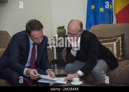 L'ambassadeur belge en Haïti Patrick Van Gheel et la Fédération Wallonie - Bruxelles le ministre ...