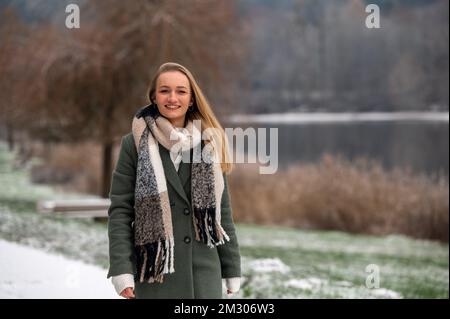 Losheim am See, Allemagne. 14th décembre 2022. Emily Vontz (SPD) part ...