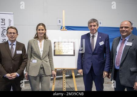 Johan Claes, directeur général de Sea Invest (2L), Ellen Cauberghs ...