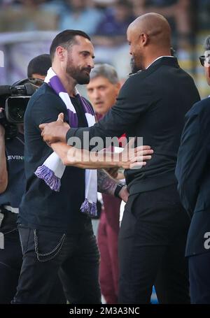Marcin Wasilewski, ancien joueur d'Anderlecht, et les supporters d ...