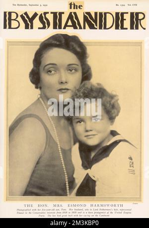 L'honorable Esmond Harmsworth, fils de Lord Rothermere, présente à Amy ...