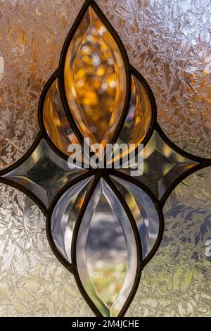 Verre translucide avec motif floral texturé Photo Stock - Alamy