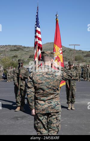 Le lieutenant-colonel David S. Rainey, commandant du bataillon de ...