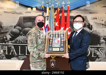 Le sergent de commandement Shawn F. Carns a été intronisé à l'ordre de ...