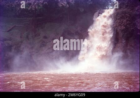 La cascade de Harvalem est un lieu pittoresque, serein et intéressant ...