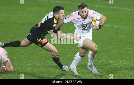 Paul Graou du Stade Toulousain et Brice Dulin du Stade Rochelais lors ...
