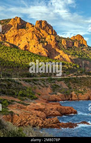France, Var, Saint-Raphaël, calanque d'Anthéor, Saint Pilon et Cap Roux ...