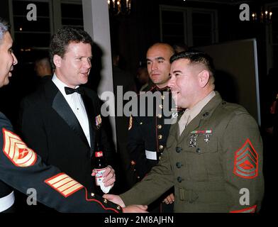 Centre de développement du combat du corps marin. Le colonel Terry J ...