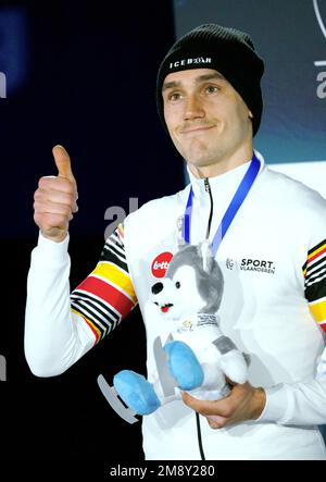 GDANSK, POLOGNE - JANVIER 14 : Stijn Desmet, de Belgique, et Itzhak de ...