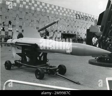 Une fusée d'essai utilisée pour démontrer le système de récupération en ...