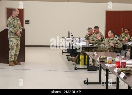 Major général Joseph A. Ryan, commandant général, 25th, Division d ...