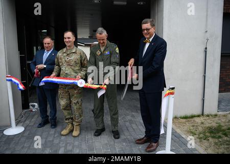 Koen vanheste - Commandant de la base aérienne Kleine-Brogel photo lors ...