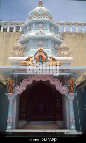 Shri Bahubali Bramhcharya et Vidyapeeth est situé à Kumbhoj i.e 27 km ...