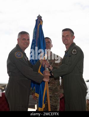 Le général de division Michael G. Koscheski, quinzième commandant de la ...
