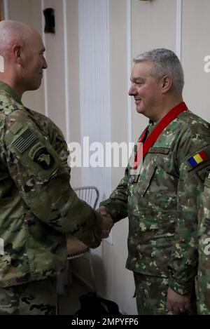 Le 23 novembre 2022, le lieutenant-colonel Bryan Fanning, commandant du ...