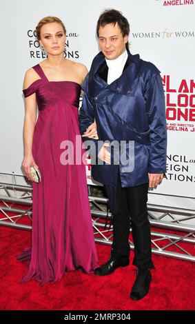 Alma Terzic et Goran Jevtic lors de la première de "in the Land of ...