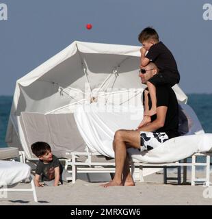 EXCLUSIF !! L'acteur britannique Mark Strong passe la veille de Noël ...