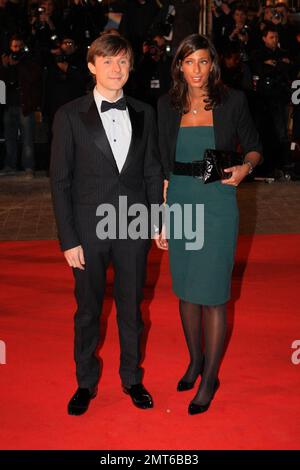 Martin Solveig et sa femme arrivent aux NRJ Music Awards à Cannes, en ...